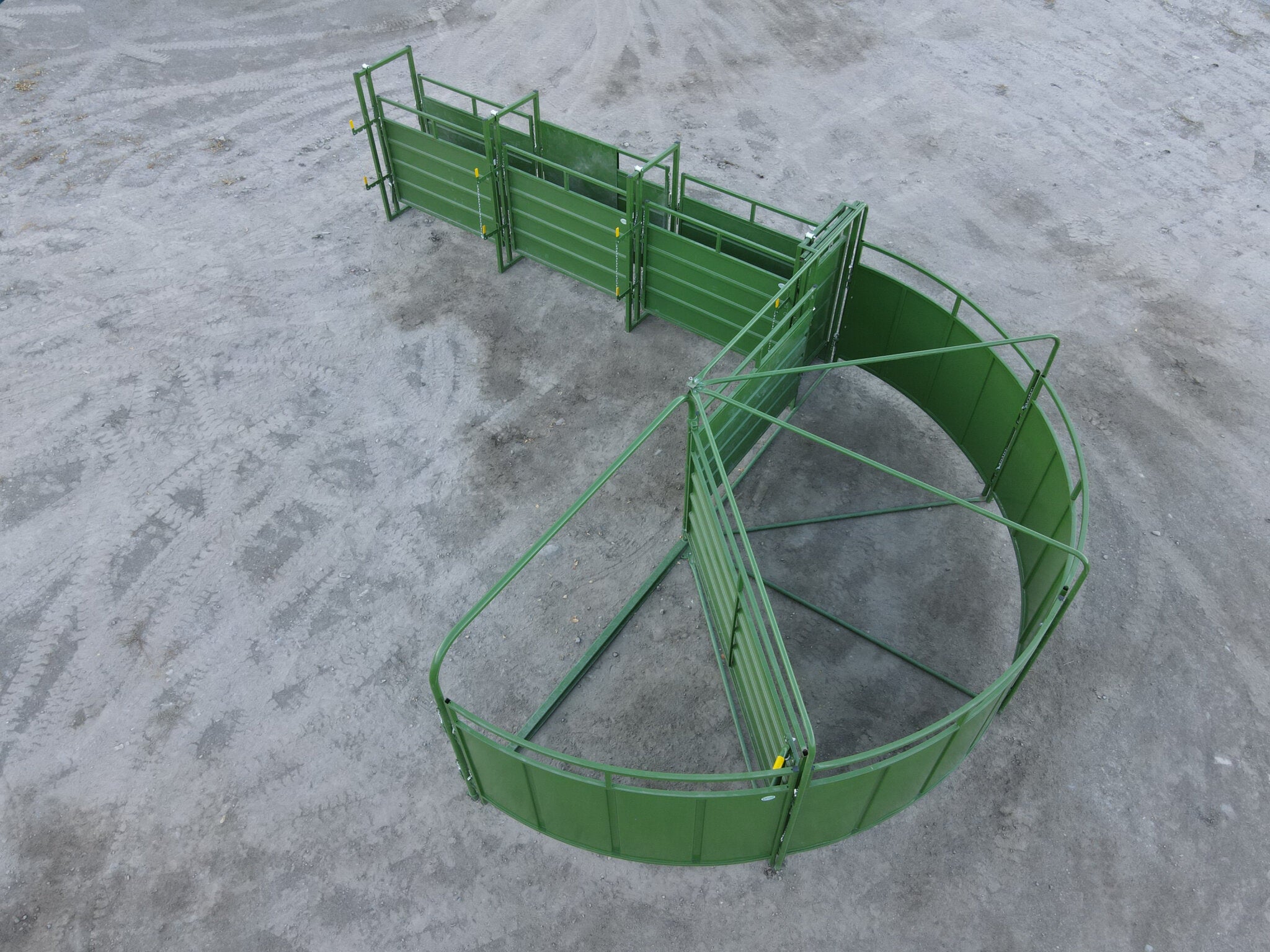 2100 Tub & Alley - Sheeted Sides - Powder River | Ivey's Equipment