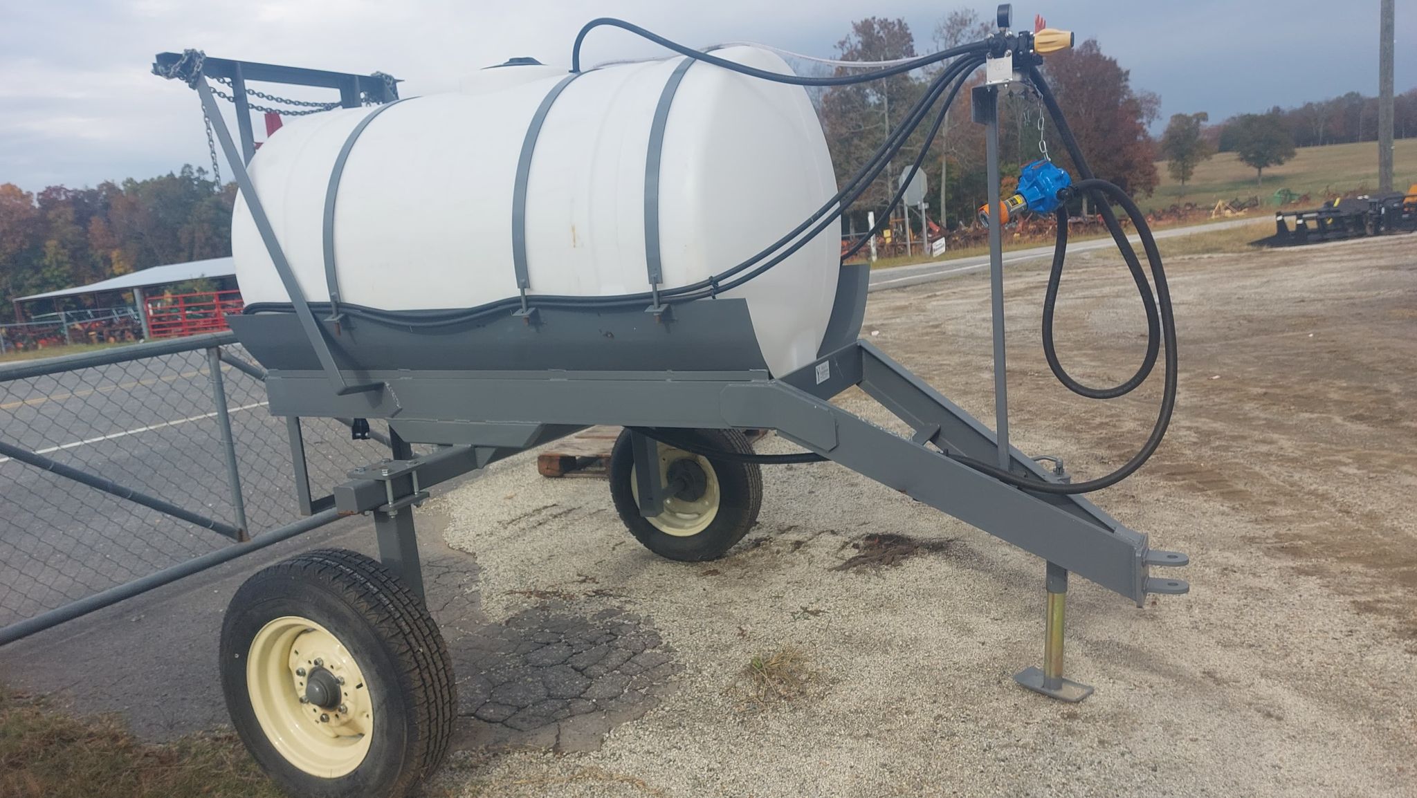 300 Gallon Pull Sprayer | Ivey's Equipment